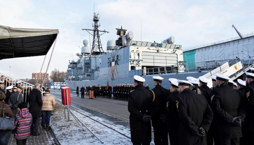 FGS Lubeck Decommissioned After 32 Years of Service