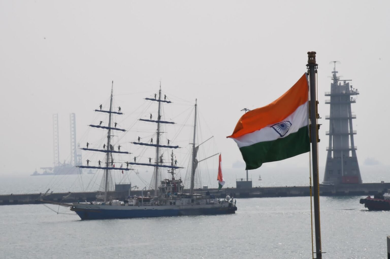 Indian Navy Training Squadron Visits Singapore – SeaWaves Magazine